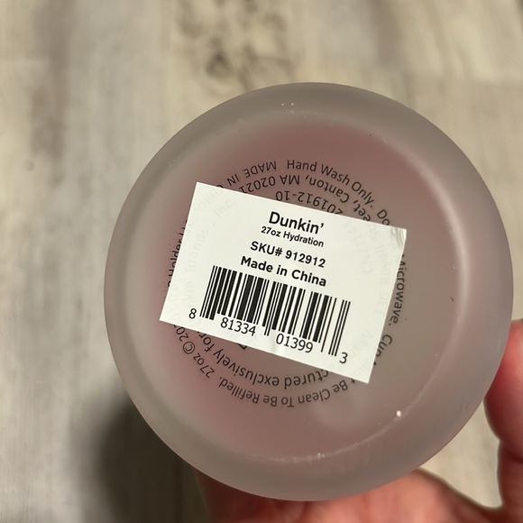Dunkin Donuts | Dining | Nwt 220 Dunkin Donuts 27 Ounce Hydration ...